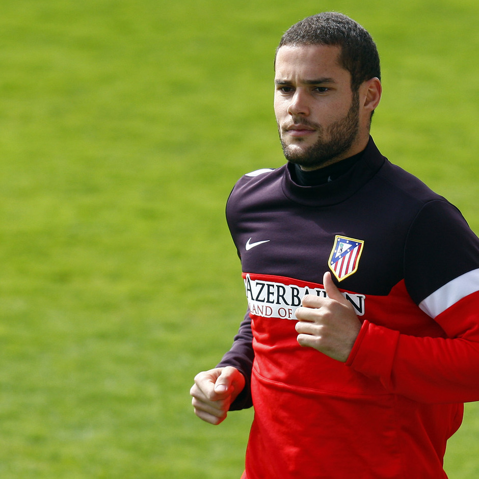 Mario returns to the squad for the visit to Pizjuan - Club Atlético de ...