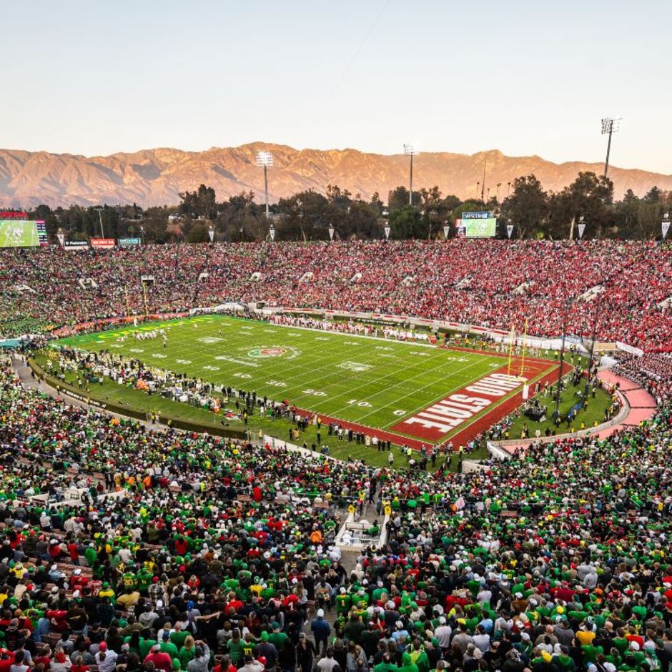 The Rose Bowl: a century-old Los Angeles stadium steeped in football ...