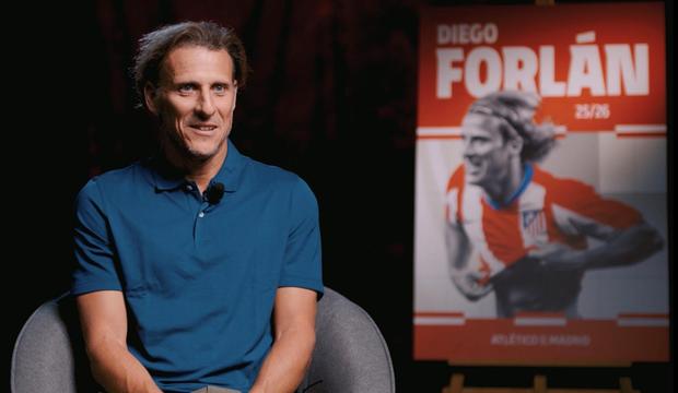Diego Forlán: "It's a great honour to be part of Atleti's history ...